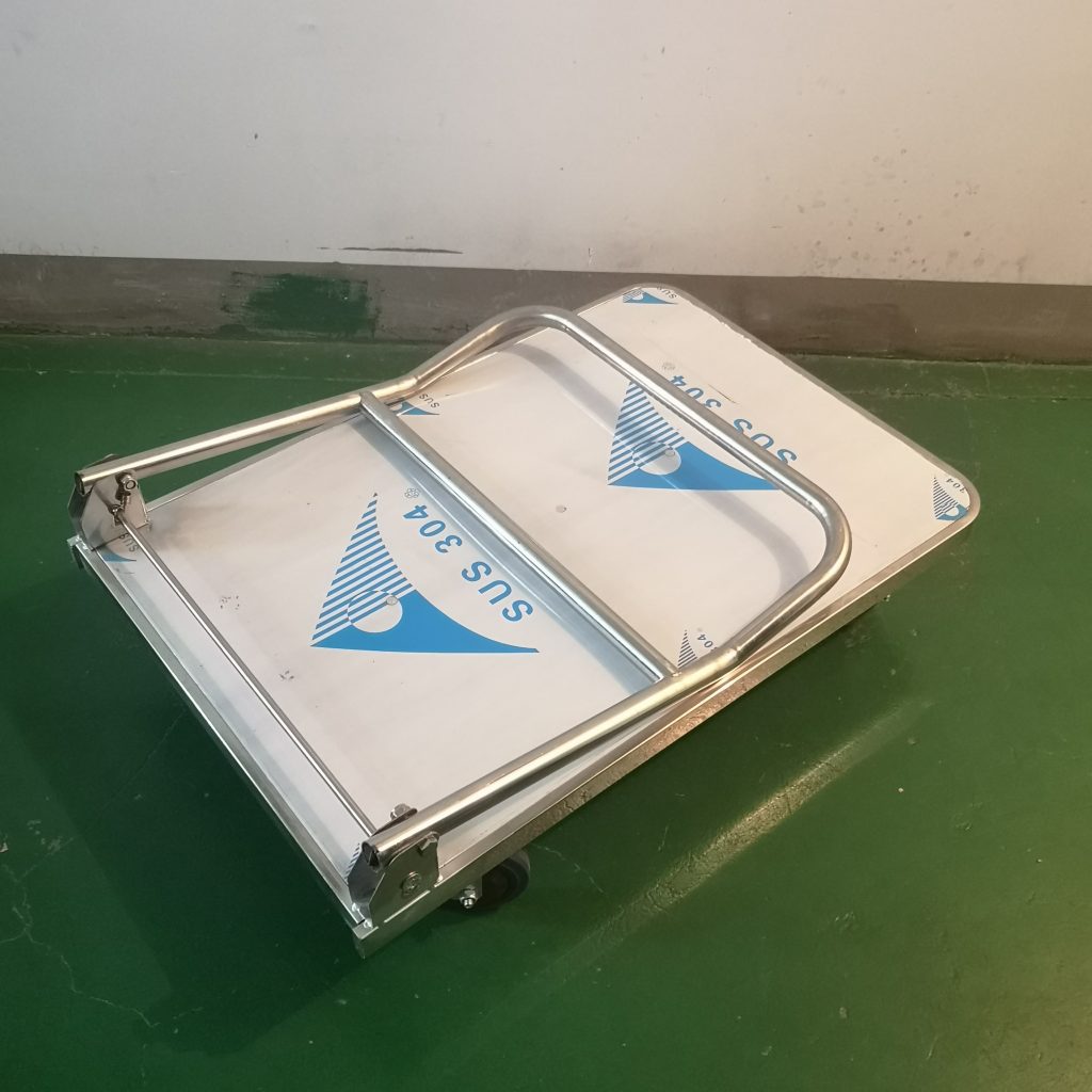 Simple and simple design flat trolley