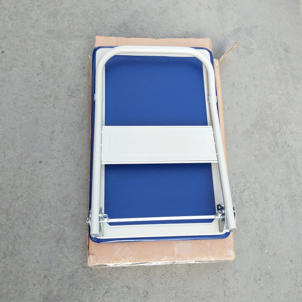 Thin and beautiful plastic flat trolley